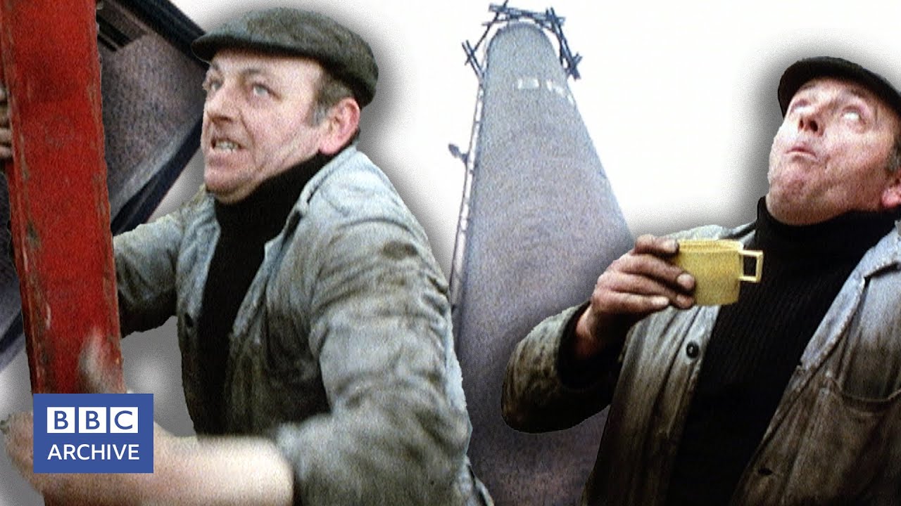 Geenstijl Video Cultheld Fred Dibnah Sloopt Schoorsteen