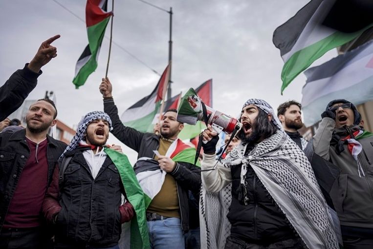 GeenStijl: Brante & Immink - Wilders functie elders