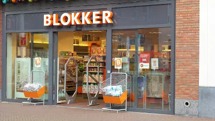 GeenStijl: Gloednieuwe winkelketen opent vandaag zijn deuren: Blokker