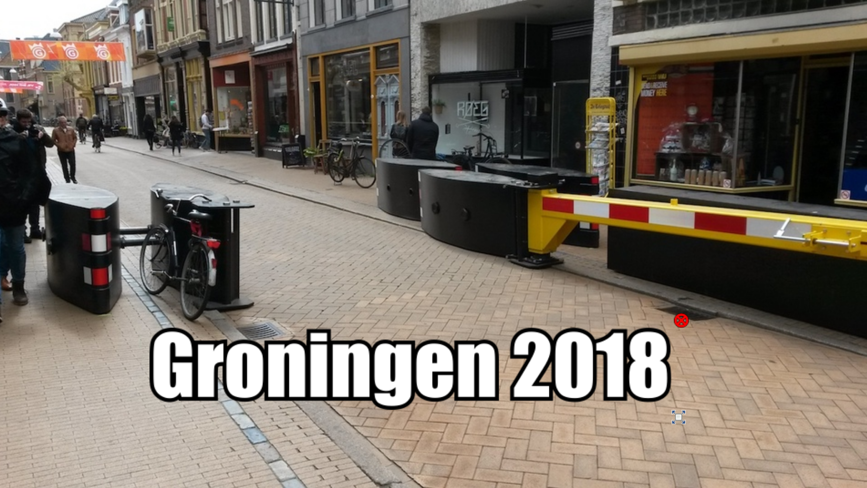 GeenStijl: Groningen beeft door Merkel Lego Koningsdag