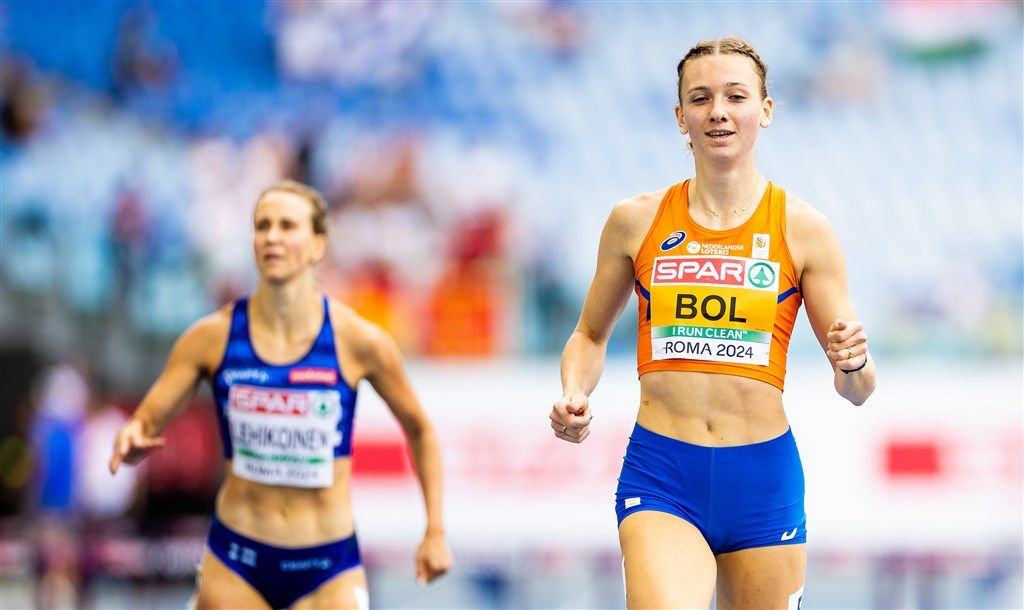 GeenStijl: LIVE. Femke Bol gaat heel hard rennen