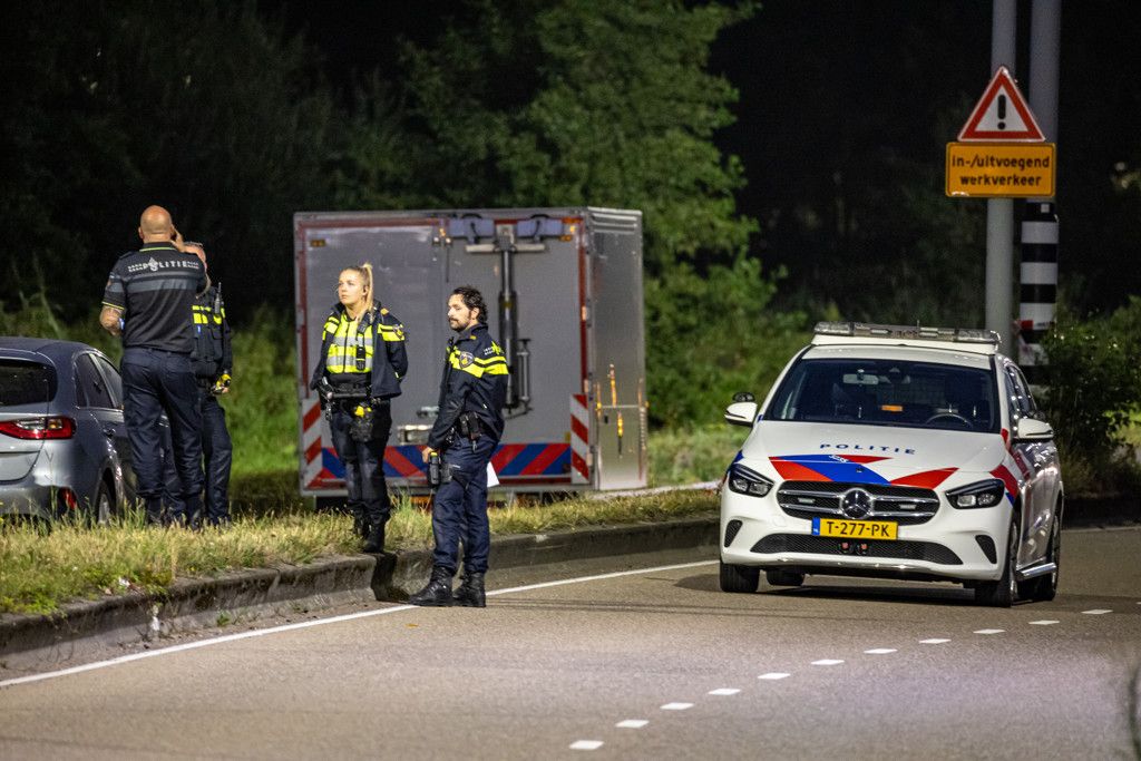 GeenStijl: 17-jarig meisje met "ernstig geweld" gedood te Amsterdam ...