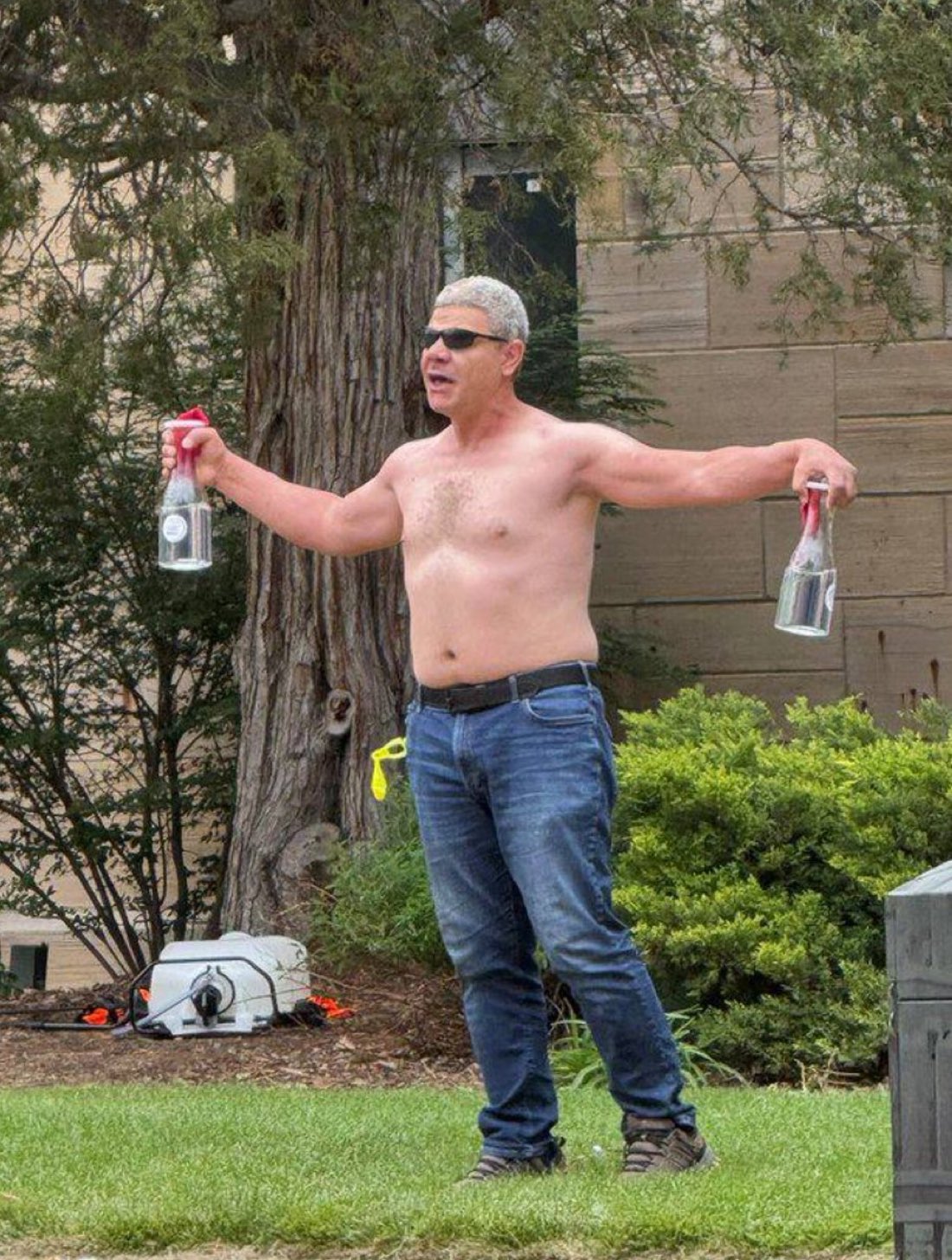 GeenStijl: Pro-Israël demonstranten in Colorado aangevallen met molotovcocktails en ...