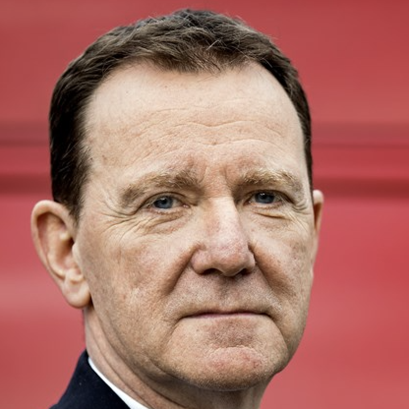 GeenStijl: Brandweerbaas Amsterdam weer in opspraak; uitrukdienst zegt ...