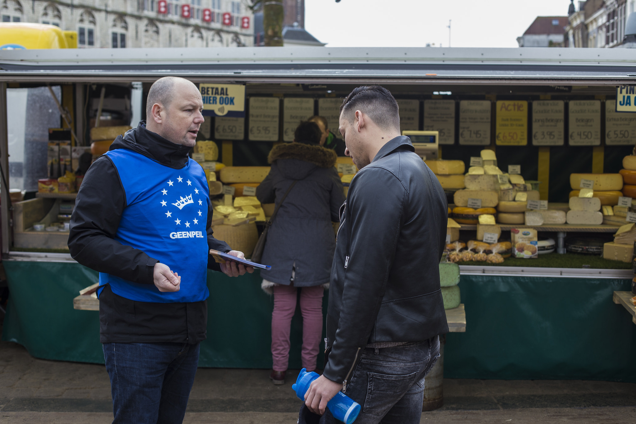 GeenStijl: Re:ferendum (6) - Campagne! Thuisblijven als zure ...
